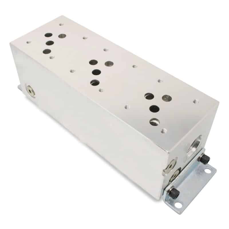 3 Valve Manifold Subplate, D05, Series, #12 SAE Ports